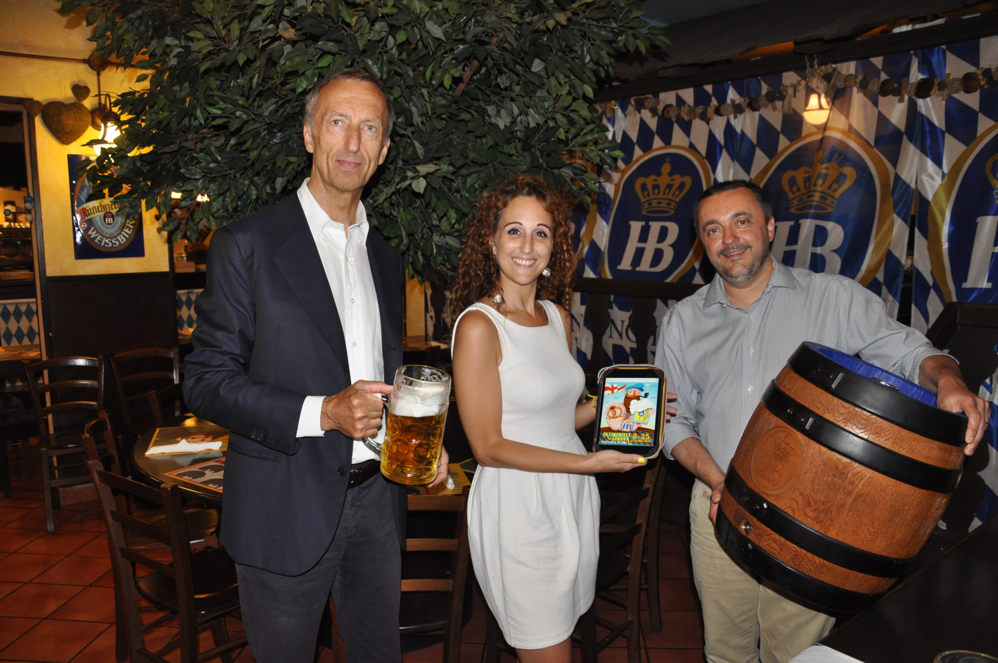 ZenaZone • Partito il concorso Crea il Logo Ufficiale Oktoberfest ...